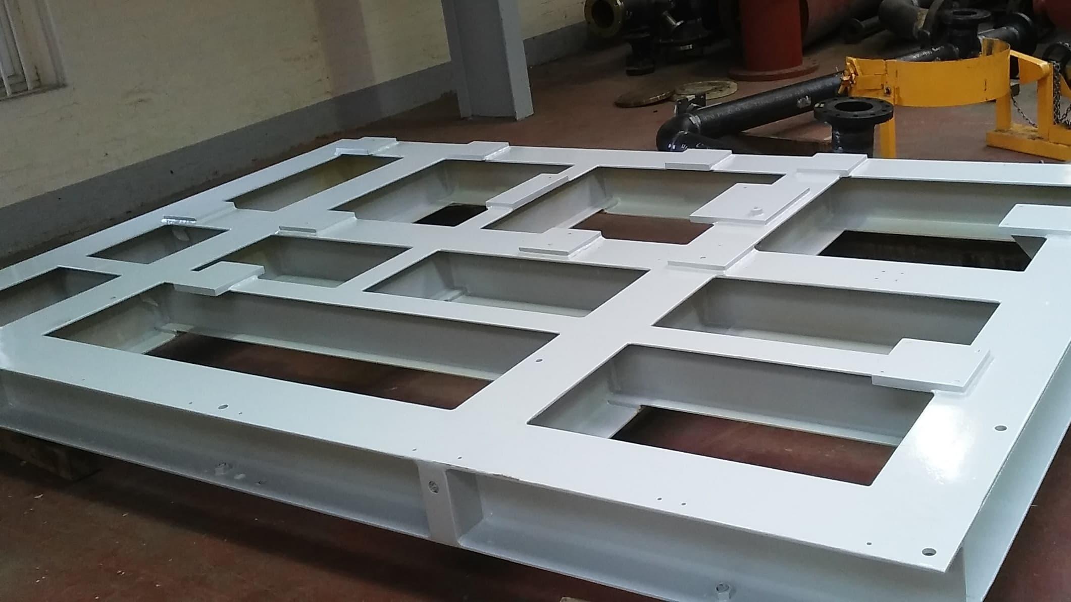 Skids and other mounting structures - Roots